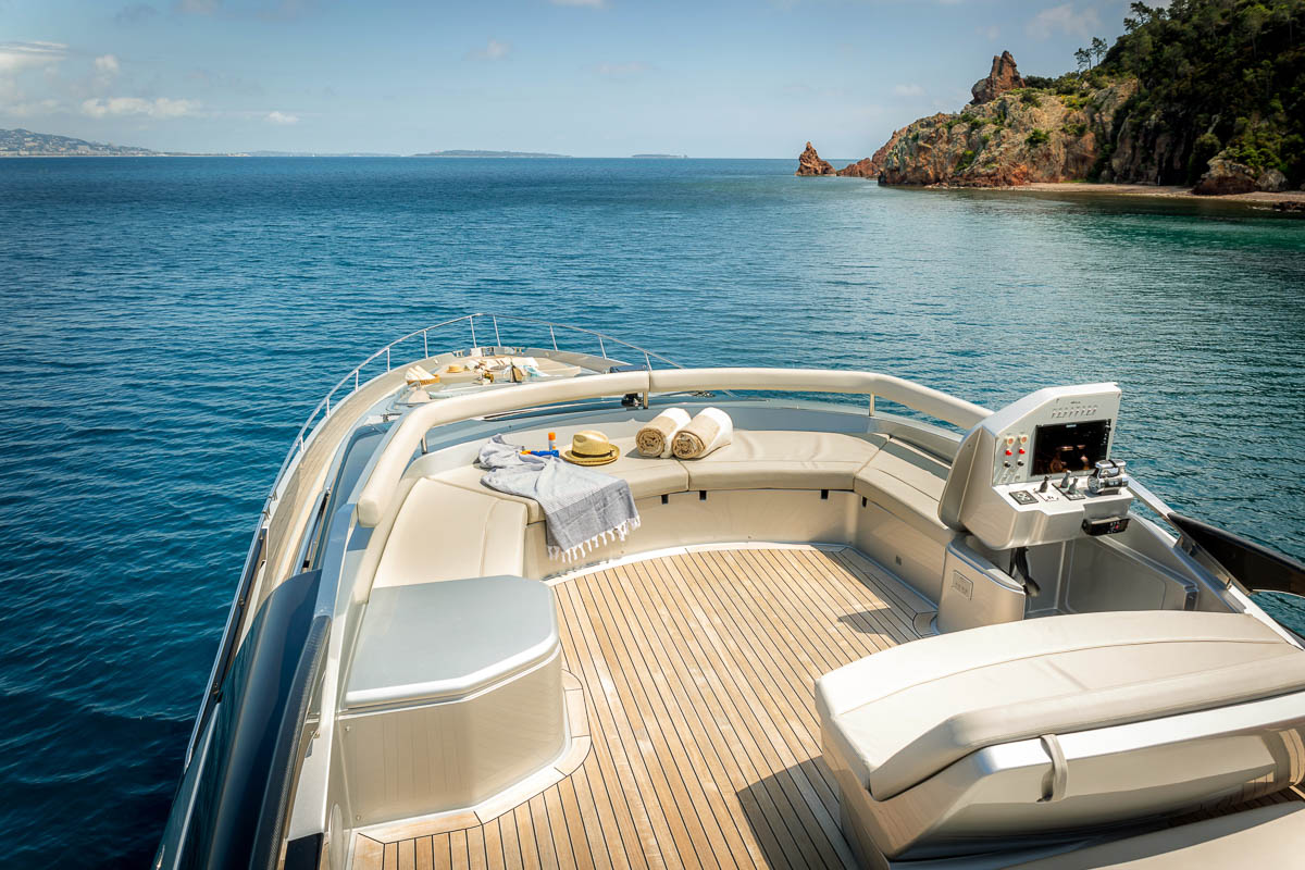 Flybridge Image Gallery – Luxury Yacht Browser | by CHARTERWORLD ...